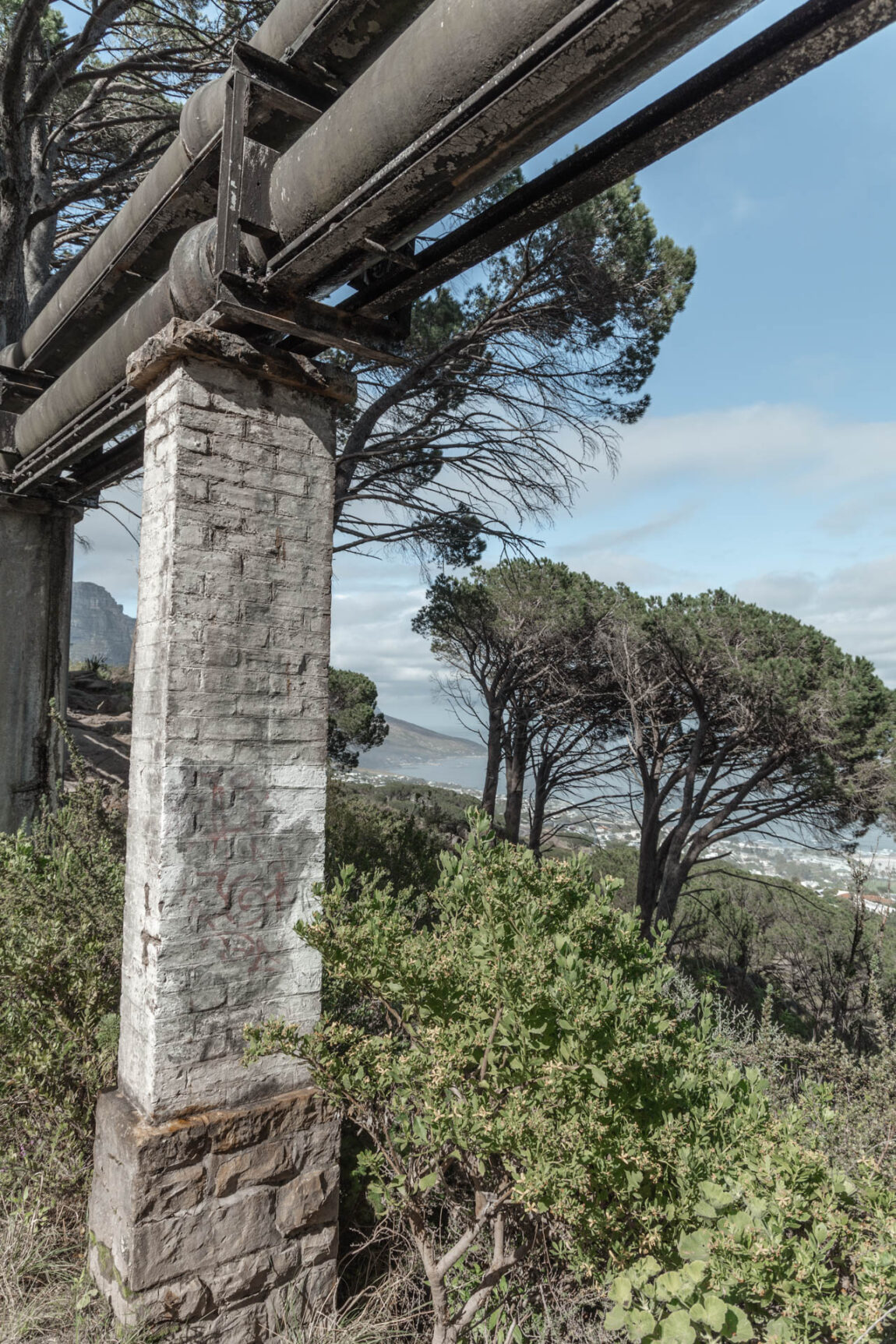 Guide: Hiking the Pipe Track in Cape Town - Danes on the Road